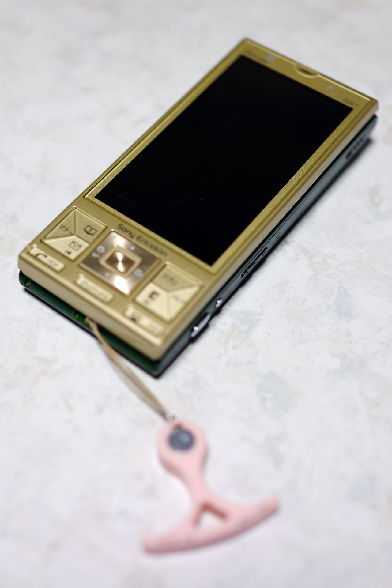 いざと言う時の為にモババは必須だわ、やっぱり(^_^)b【ANKER･PowerCore 10000】: Element of Elements